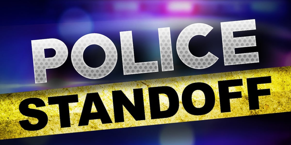 Man arrested following overnight standoff on the north side of Lawrence Man arrested following overnight standoff on the north side of Lawrence